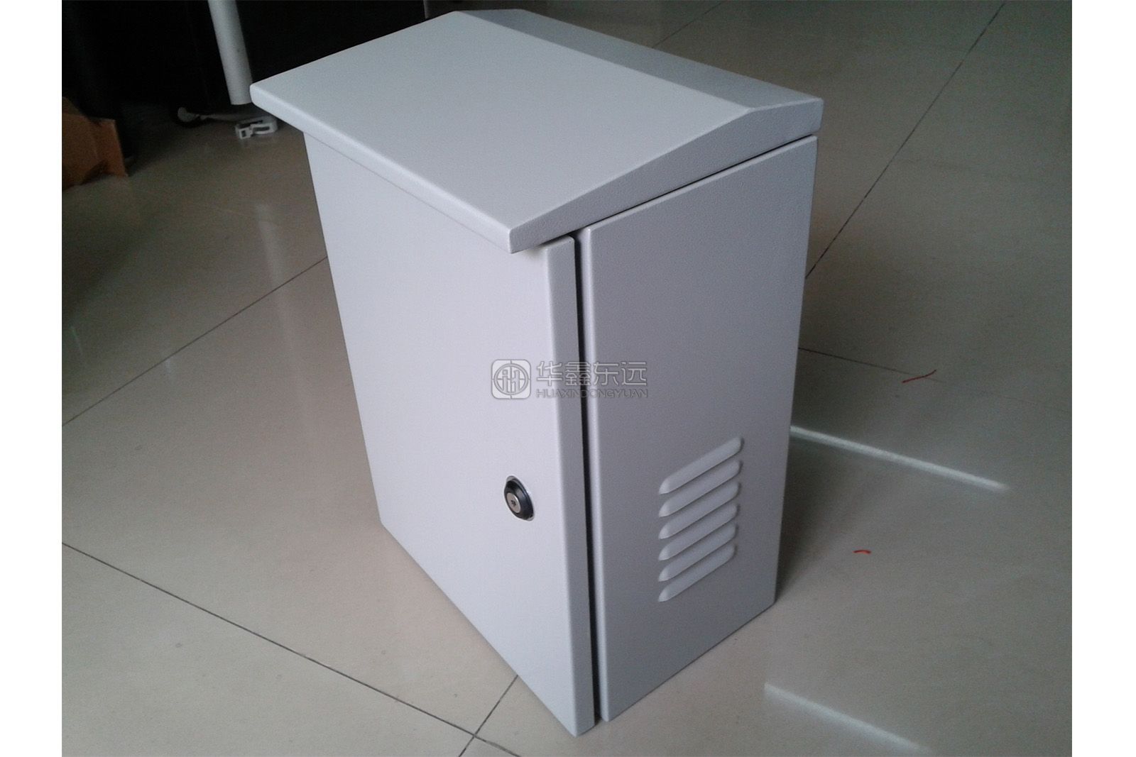 户外防水箱 - 配电箱 - 北京华鑫东远信息技术有限公司官网